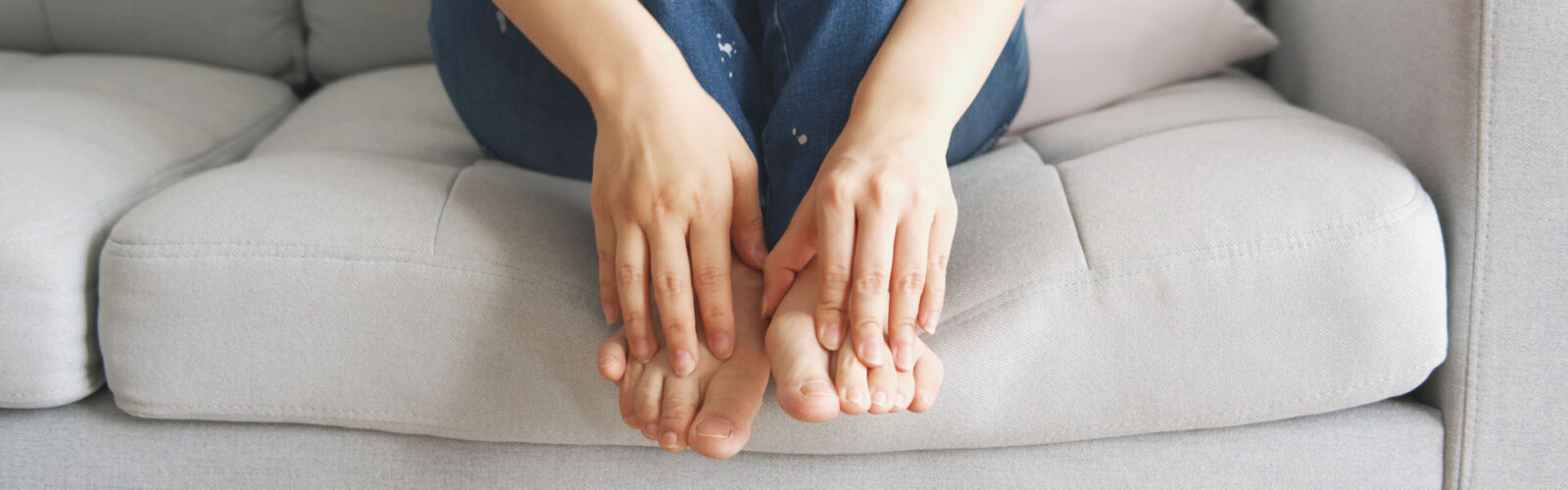 Hvordan fjerner og behandler man ligtorne?